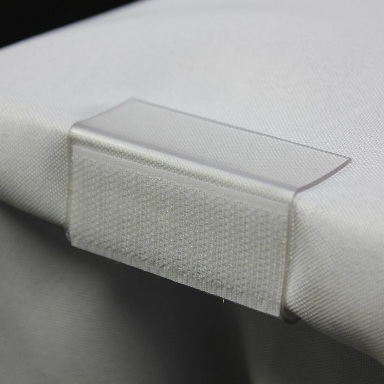 Standard Table Skirt Clips | Bridal Tablecloth